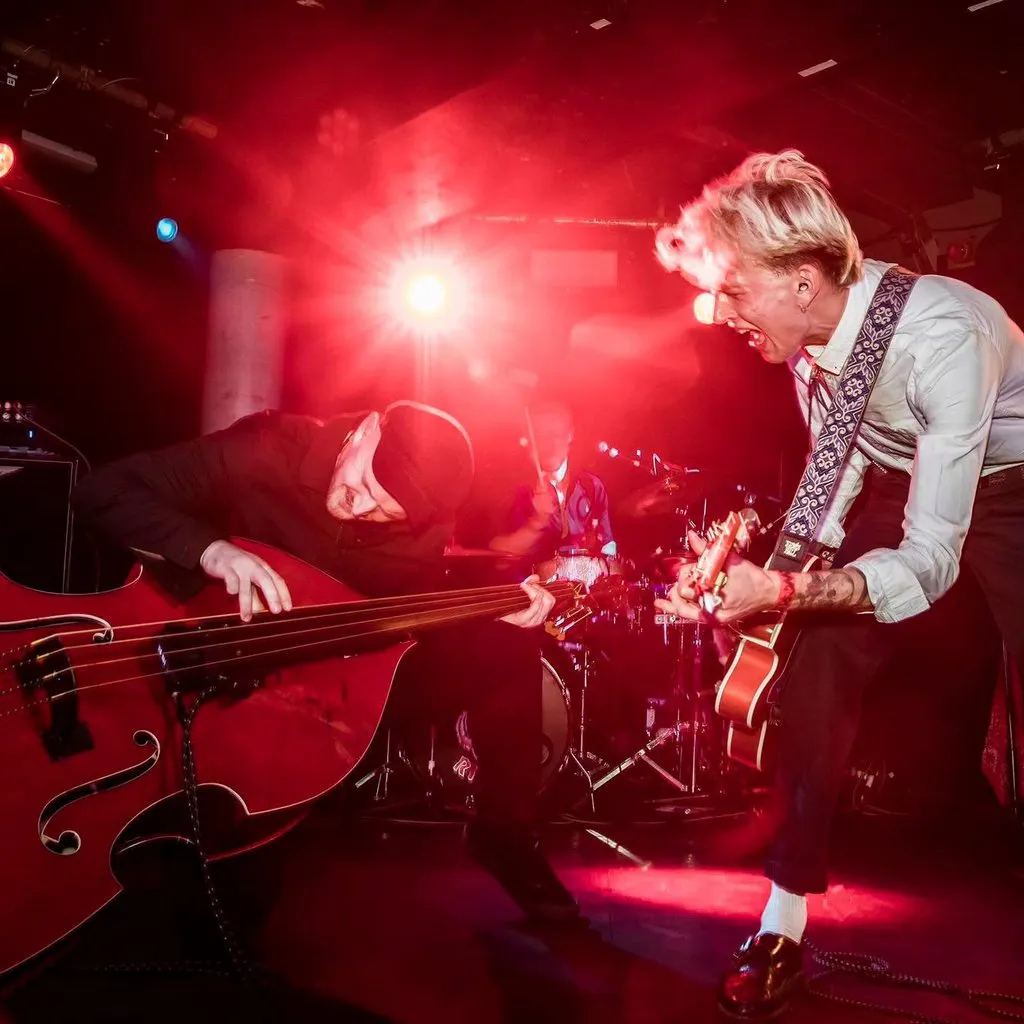 Red Hot Riot - Live @ Billy's | Billy Bootleggers Nottingham Nottingham ...