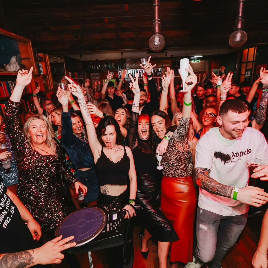 Word of Mouth Easter Bank Hol Sun Club Classics & Old Skool RnB | Crown ...