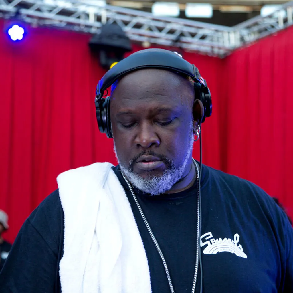 OHS presents Sadar Bahar & Colin Curtis | The Hideout Warrington ...