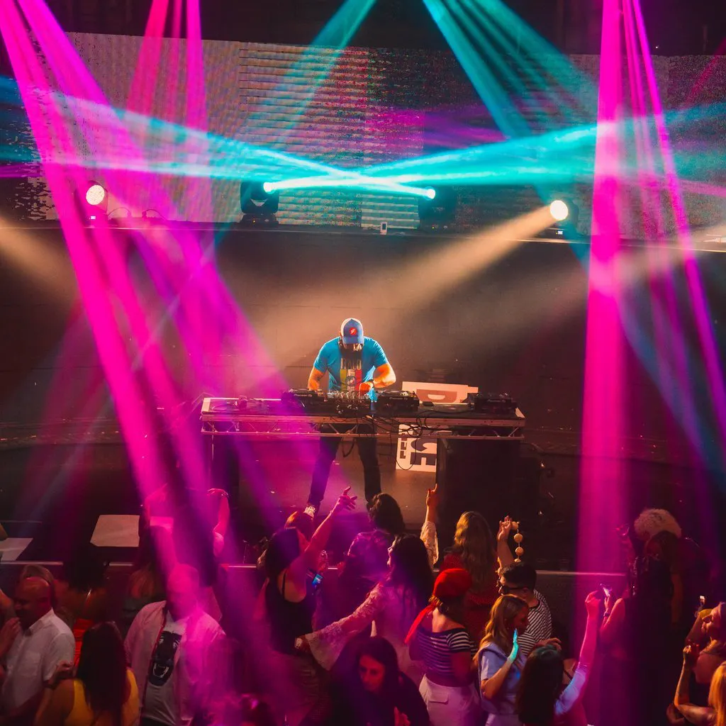 Mothers Day - Bottomless Brunch with Lee Butler | The Dome At Grand ...