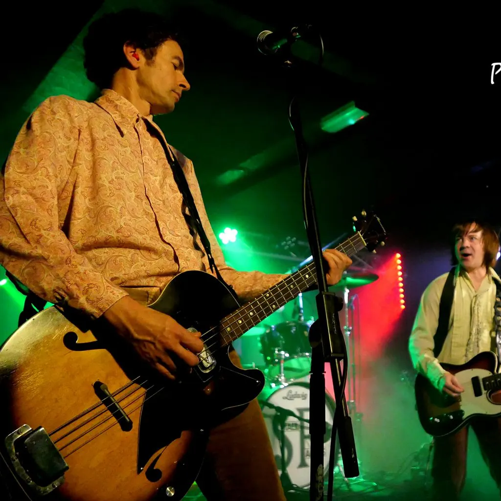 Small Fakers + The Hurricanes | The Black Prince Northampton Sat 06 ...