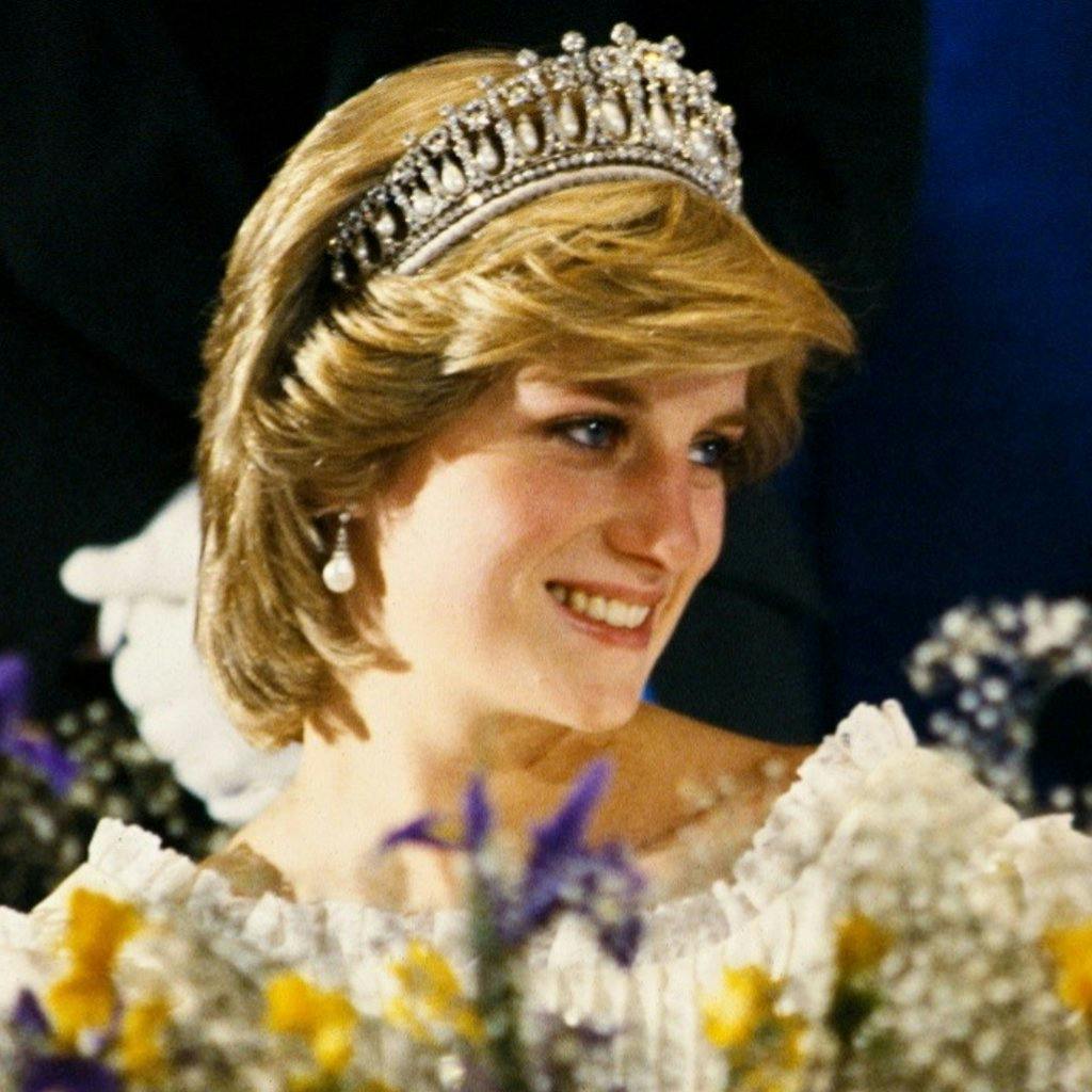 Princess Diana Photography Exhibition | Dockside Vaults London Thu 13 ...