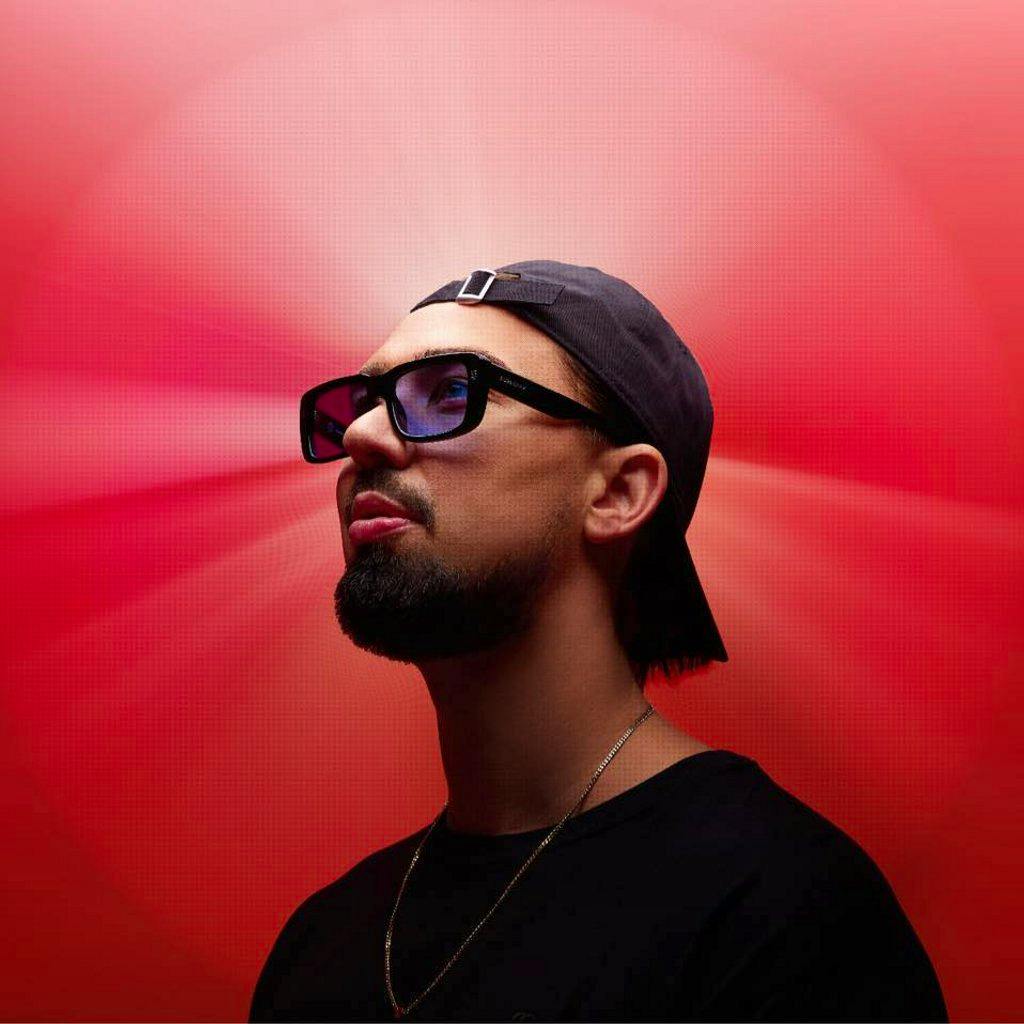 Sonny Fodera at Silverworks Island - Entry Via Custom House Only ...