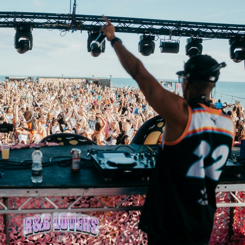 R&B Lovers - Saturday 5th July - Freight Island Manchester | Freight ...
