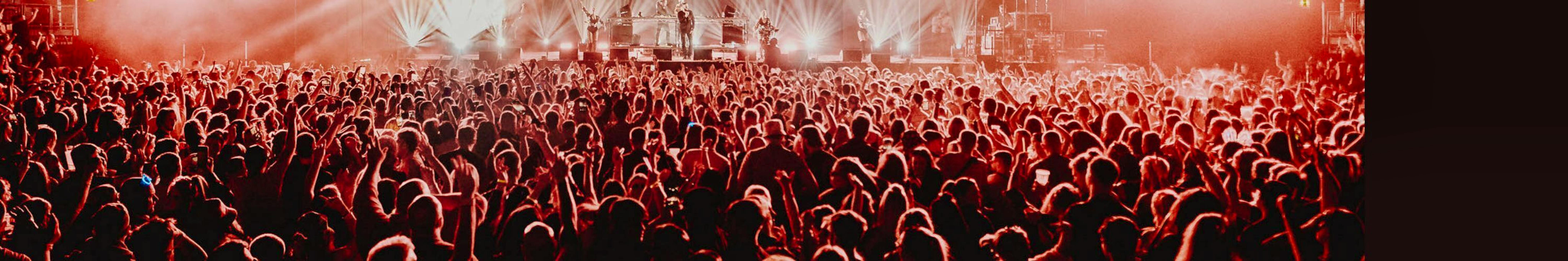 Clubland Live On The Beach Festival 2025 | Tickets & Line Up | Skiddle